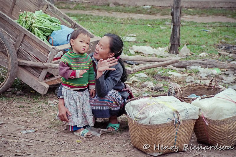 Laoslao Mother Girl 1 9314